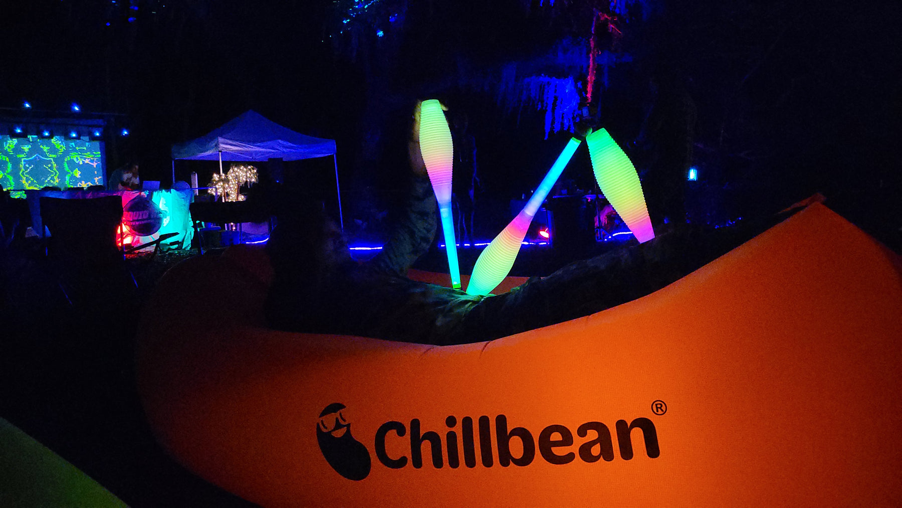 CHILLBEAN - The Ultra Premium Glowing Single Layer Inflatable Lounger ...
